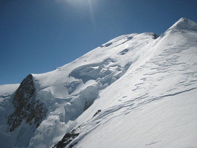 White Hub est ouverte... nouvelle boite de nuit à Chamonix