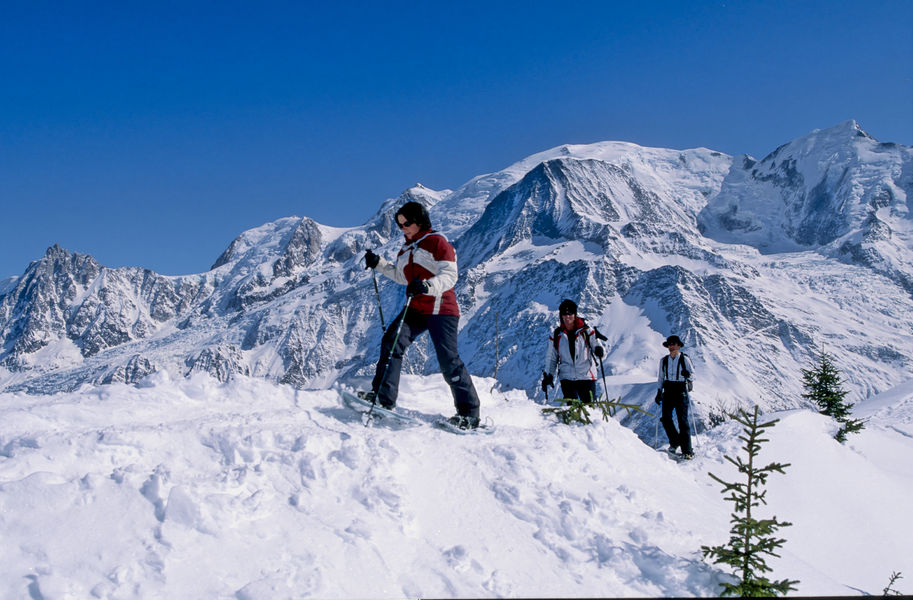 Balades en Raquettes à Neige dans la Vallée de Chamonix